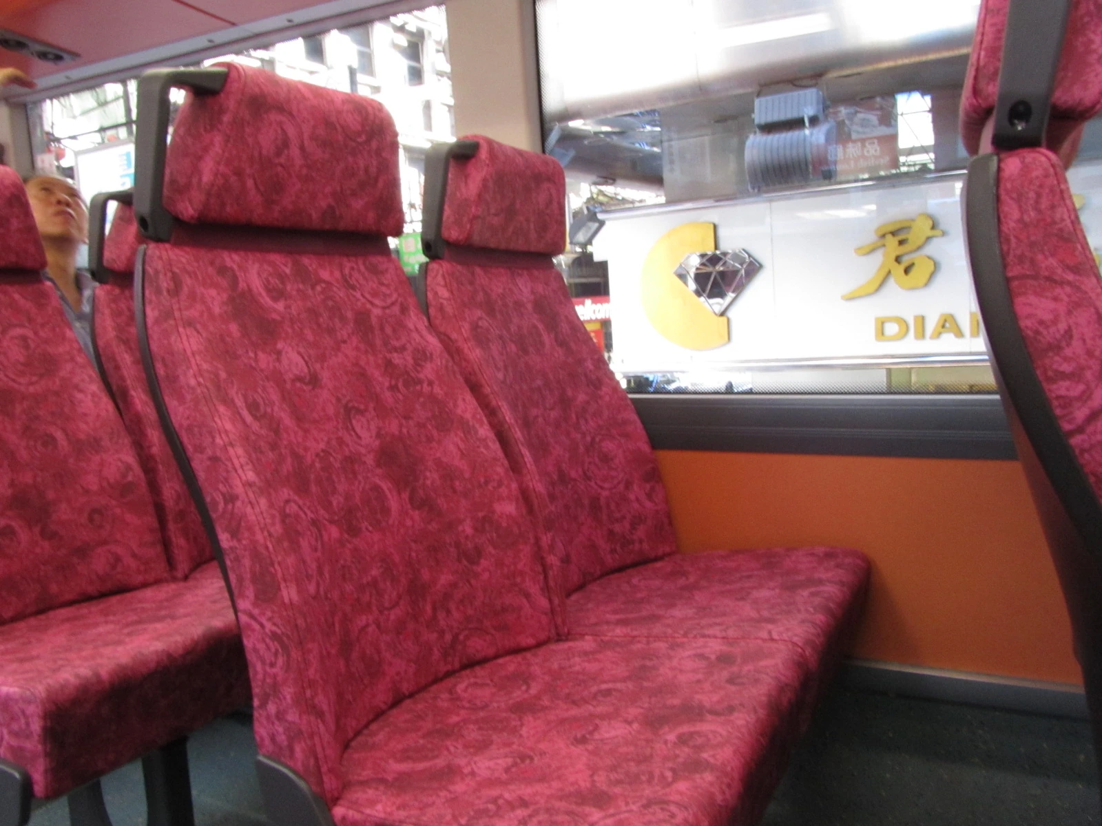 九巴新車D椅好鬼難座 - 汽車台 - 香港高登討論區