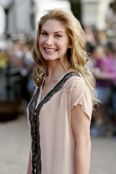 Elizabeth Mitchell - Lostpedia - The Lost Encyclopedia