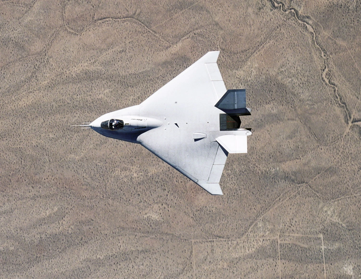 The largely forgotten Northrop YF-23, a beautiful plane [1280x943] : r ...